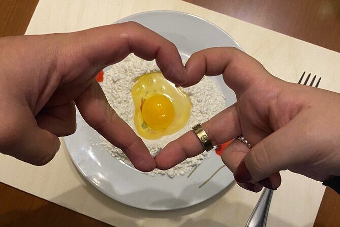 Cooking Class in Rome: Make Fettucine & Tiramisù with Chef Paolo - Key Points