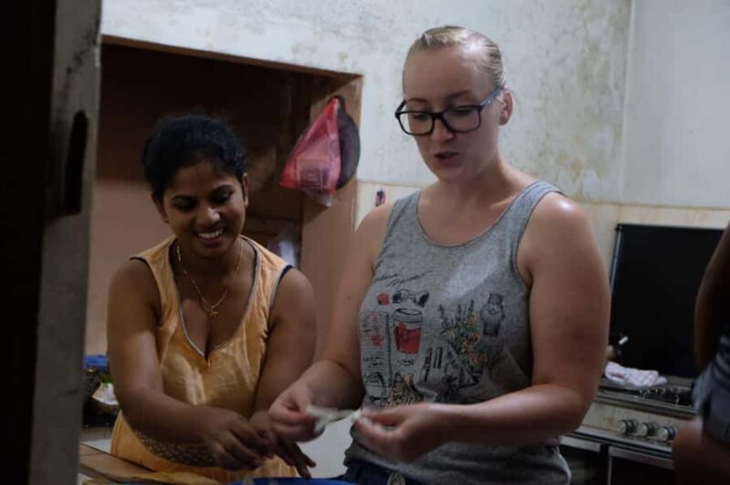 Cooking Class in Sri Lanka with Local Family at House - Key Points