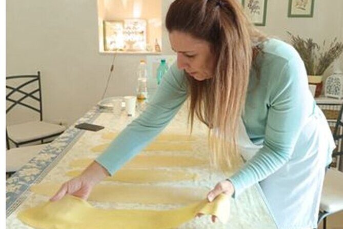 Cooking Class in your accommodation: Fresh handmade pasta - Key Points