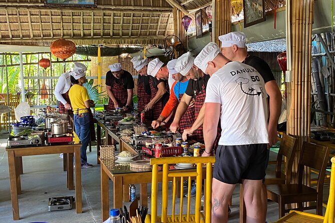 Cooking Class with Locals Chef in Tra Que Herbs Village - The Experience: What to Expect