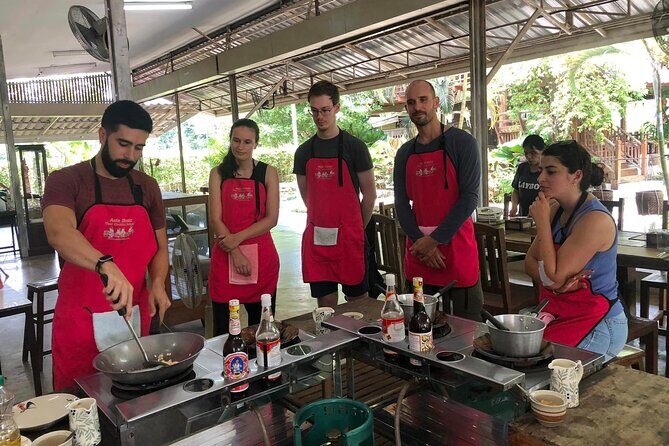 Cooking Class with Organic Farm in Chiang Mai - Who Is This Tour Best Suited For?