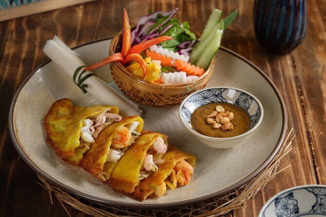 Cooking Class with Tra Que Eco Farm & Local Market Discovery - Detailed Review of the Tour Experience