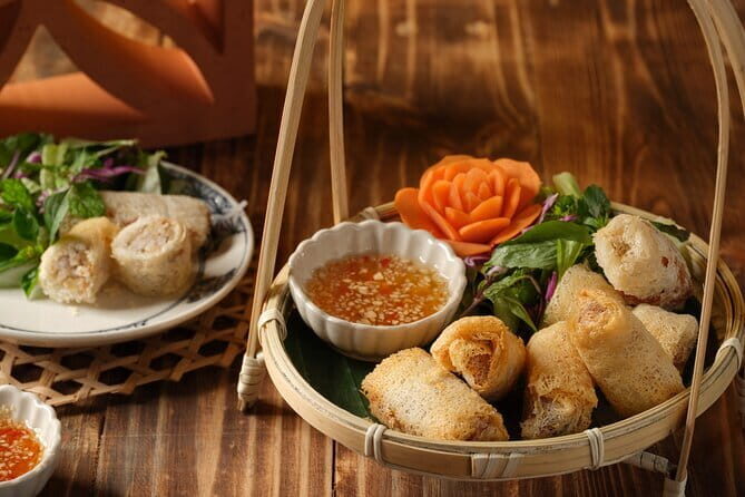 Cooking Class with Tra Que Eco Farm & Local Market Discovery - Who Should Book This Tour?