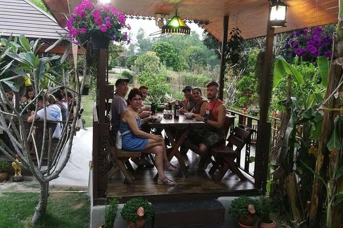 Cooking Evening Class Chiang Mai Visit Organic Garden and Market - Who Would Love This Experience?
