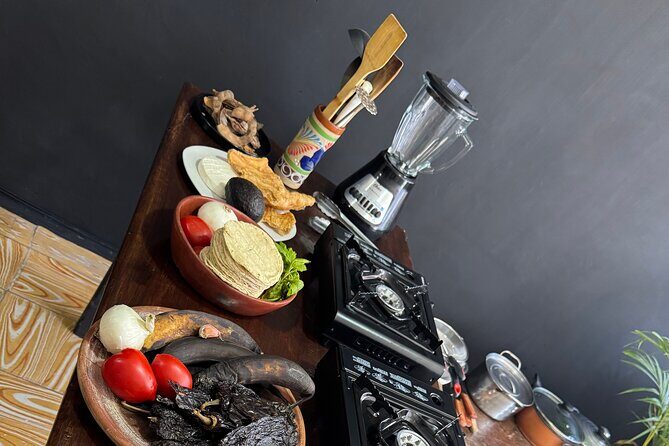 Cooking experience Poblana by Bufon Tours - An In-Depth Look at the Puebla Cooking Tour