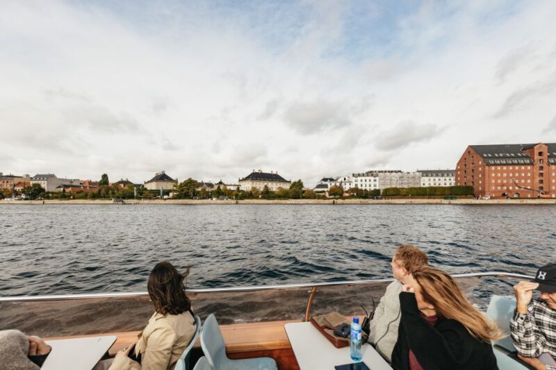 Copenhagen: Canal Cruise with Guide - FAQ