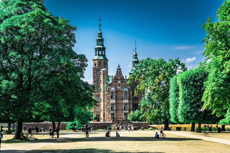 Copenhagen City & Rosenborg Castle Private Walking Tour - An In-Depth Look at the Copenhagen & Rosenborg Castle Private Walking Tour