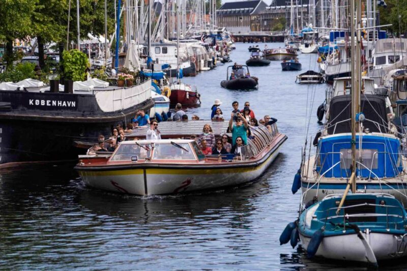 Copenhagen: Classic Canal Tour & The Harbour - Key Points