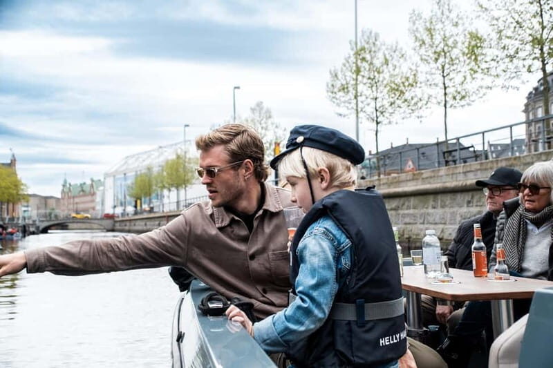 Copenhagen: Electric Boat Canal Tour with Guide - Why This Tour Stands Out