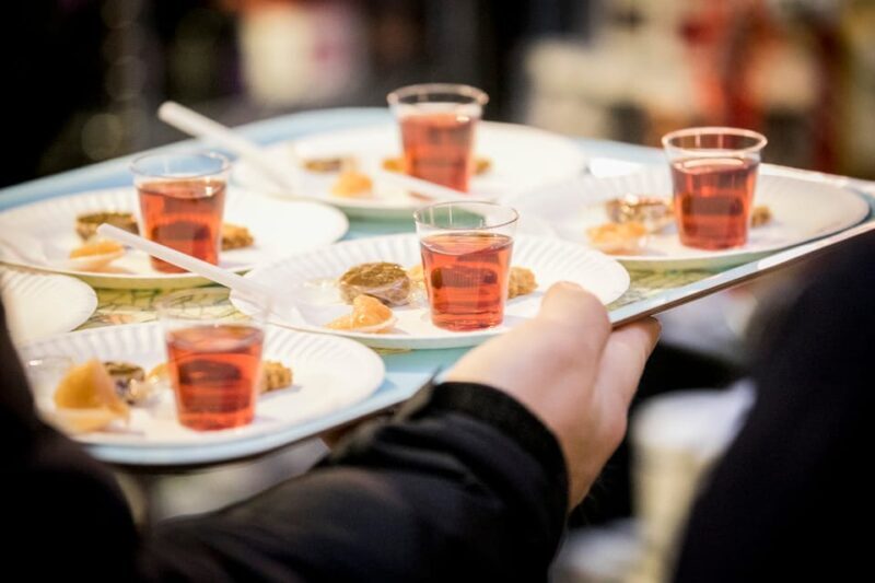 Copenhagen: Evening Gourmet Walk with Food & Drinks Tasting - Key Points