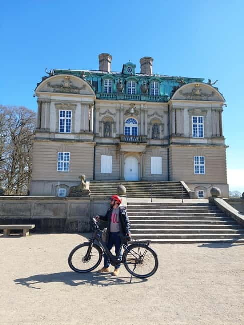 Copenhagen: Guided Tour Deer Park in Klampenborg - Key Points