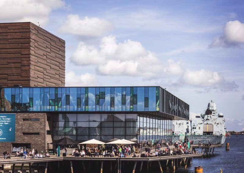 Copenhagen: Guided Walking Tour in French - In-Depth Analysis: The Experience from Start to Finish