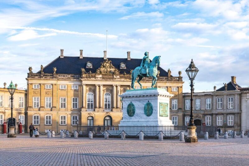 Copenhagen: Old Town and Nyhavn Private Family Tour - The Best For