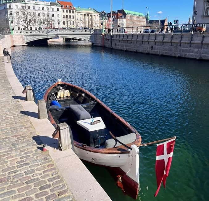 Copenhagen: Private Canal Tour in Vintage Wood Boat w/ Guide - Authenticity and Authentic Experiences