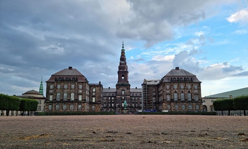 Copenhagen: Private City E-Bike History & Nature Tour - Key Points