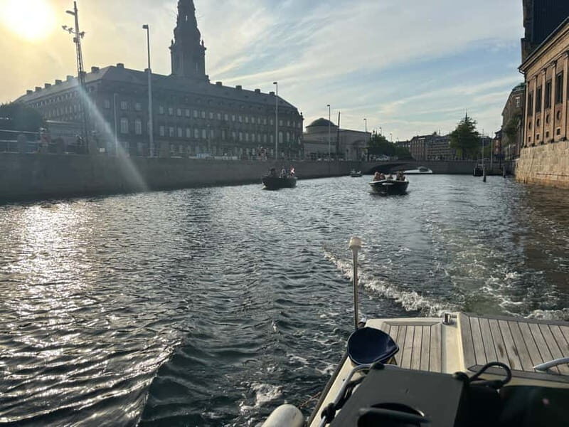 Copenhagen: Private Guided Boat Tour with City Highlights - Who’s This Tour For?