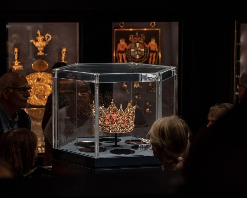 Copenhagen: Private Guided Walking Tour of Rosenborg Castle - A Closer Look at the Private Guided Tour of Rosenborg Castle