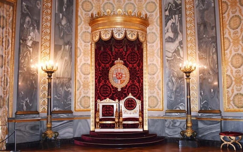 Copenhagen: Rosenborg and Christiansborg Palaces Tour in Spanish - Why This Tour Is a Great Choice