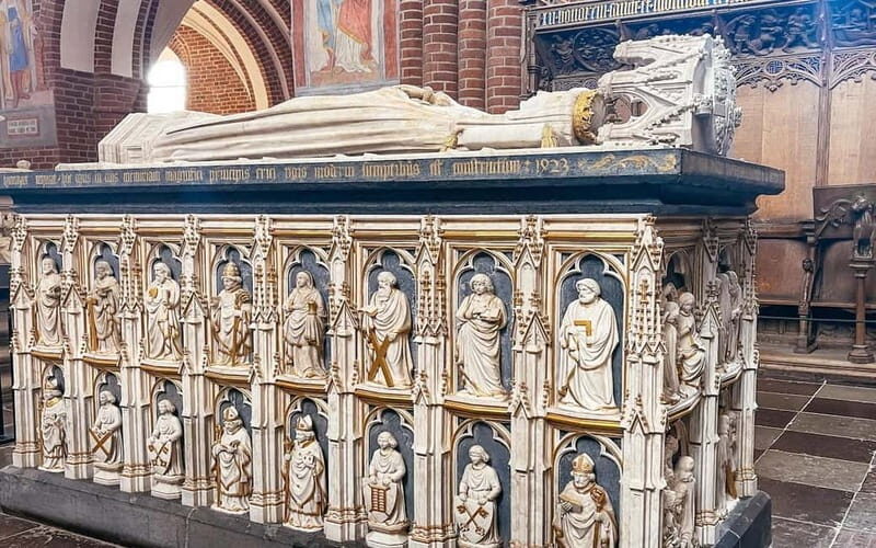 Copenhagen: Tour of Roskilde, the Viking City in English - Discovering Roskilde: Beyond the Landmarks