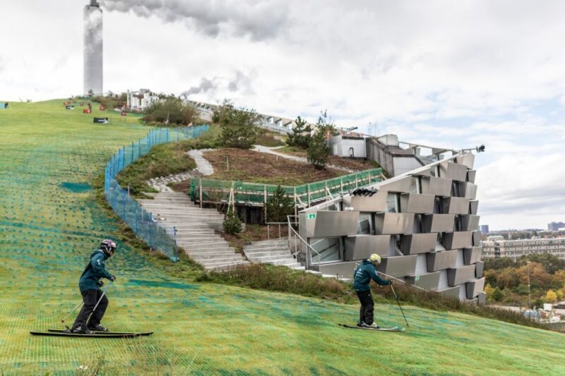 CopenHill Ski Pass Including Rental Gear - The View and Location: A City From Above