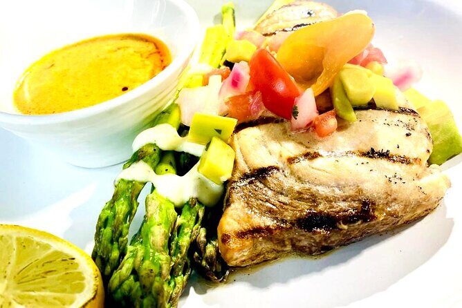 Coral Sunset Sail with 3 Course Dinner in Aruba - Key Points