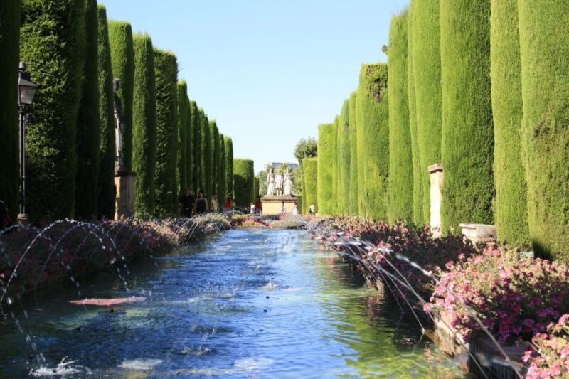 Córdoba: Alcázar and Jewish Quarter 2-Hour Guided Tour - A Deep Dive into What You Can Expect