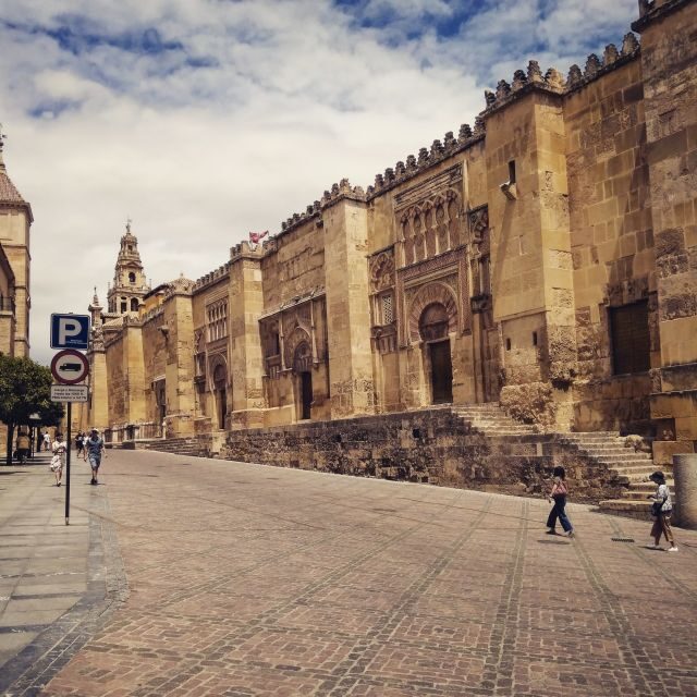 Córdoba Daily Highlights Bike Tour - FAQ