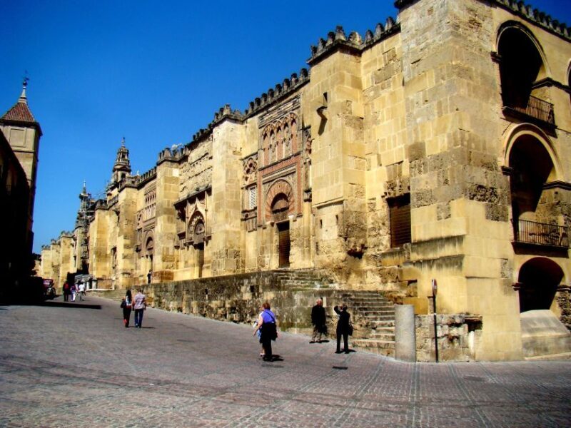 Cordoba: Electric Bike Tour - The Authentic Edge