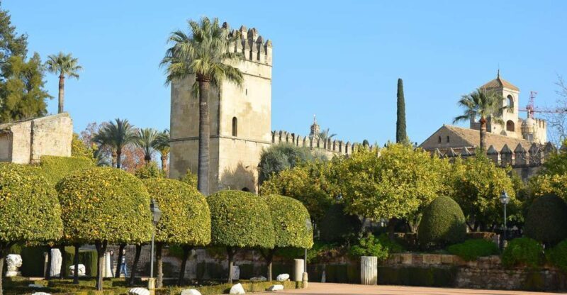 Cordóba: Gardens & Fortress of Catholic Monarchs Guided Tour - An In-Depth Look at the Córdoba Fortress of Catholic Monarchs Tour