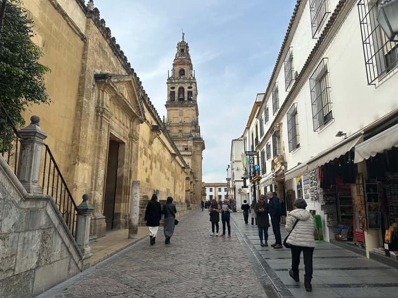 CORDOBA: GUIDED VISIT TO THE MOSQUE-CATHEDRAL OF CORDOBA WITHOUT QUEUES SPANISH - Key Points