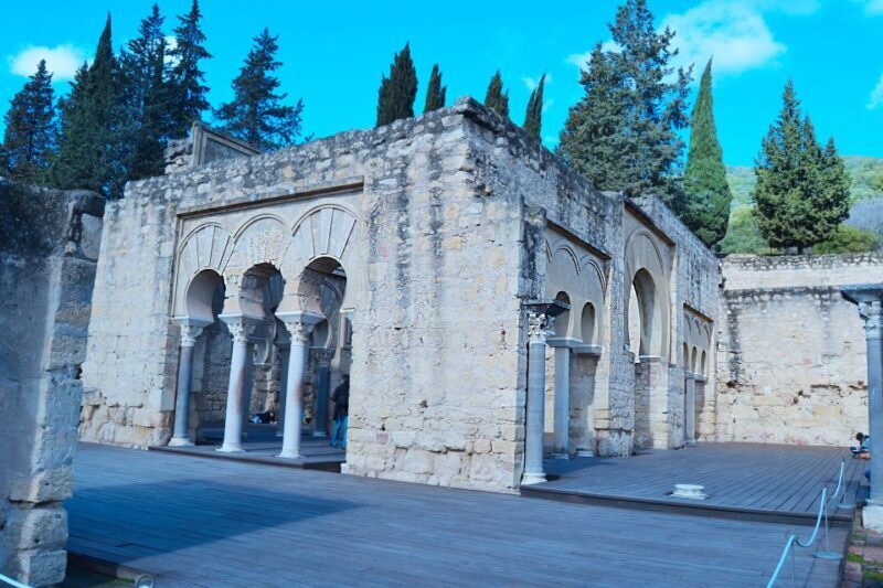 Cordoba: Half-Day Medina Azahara Guided Tour - The Experience of the Guides