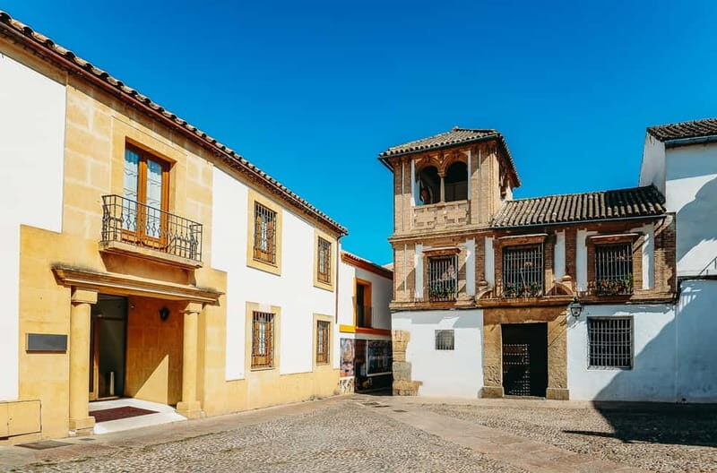 Córdoba: Jewish Quarter, Mosque, and Alcázar Tour - FAQs