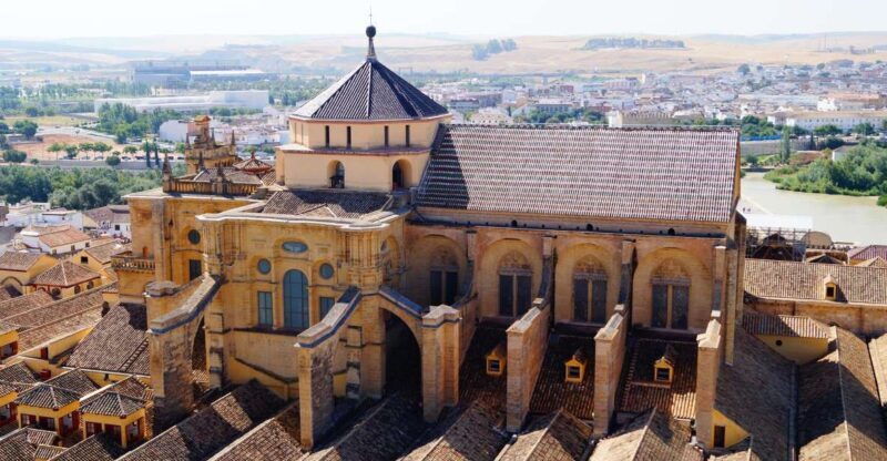 Cordoba - Private Tour including visit to the Fortress - Authentic Experiences and Considerations