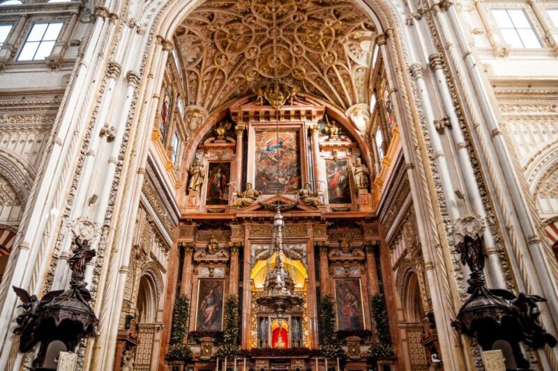 Córdoba: Skip-the-Line Great Mosque-Cathedral History Tour - The Journey Through the Mosques Architecture