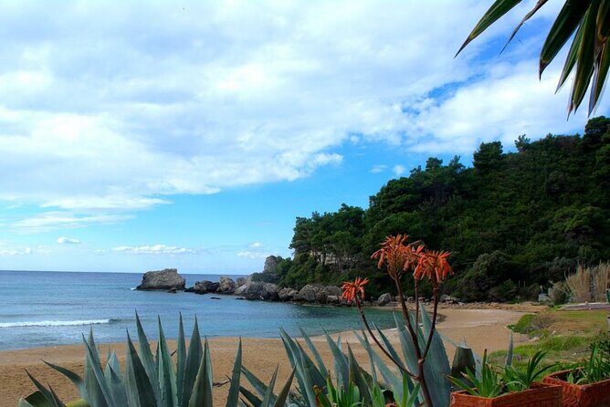 Corfu: A relaxed day at Glyfada Beach - FAQ