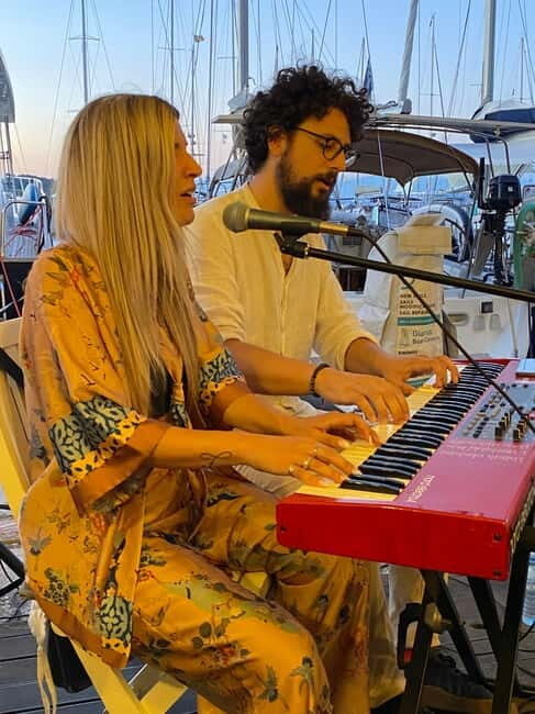 Corfu: Music Stories of a Corfiot Experience at the Marina - The Performers and Atmosphere
