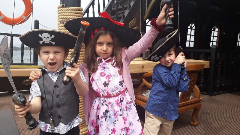 Corfu Town: 75 min. Pirate Ship Cruise around Corfu town - FAQ