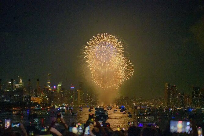 Cornucopia Majesty July 4th NYC Fireworks Party Cruise - Frequently Asked Questions