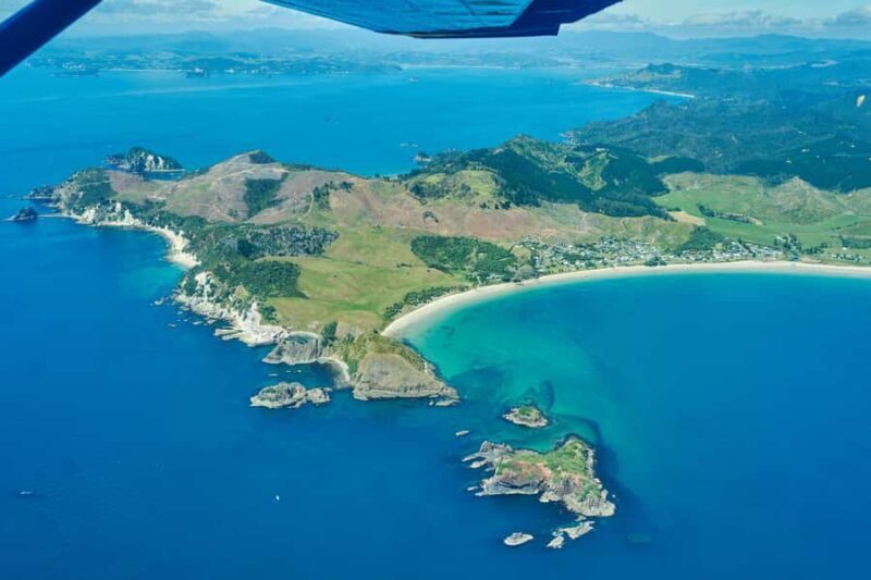 Coromandel and Cathedral Cove Scenic Flight from Tauranga - An Insider’s Look at the Scenic Flight Experience