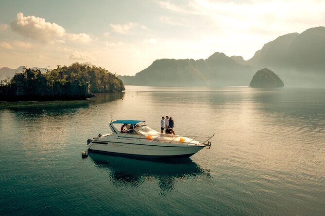 Coron Island Hopping Tour: via Private Yacht - Snorkeling and Lunch: Making the Most of Your Day