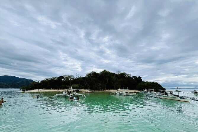 Coron Island Ultimate Tour: Private Boat and Tour Guide - Authentic Experiences and Tips