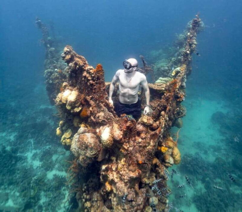 Coron Private Tour B: Barracuda Lake and Smith Beach - What We Like About Coron Private Tour B