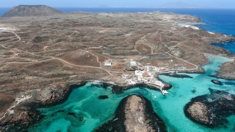 Corralejo: Return Ferry Ticket to Lobos Island Fuerteventura - Exploring the Corralejo to Lobos Island Ferry Experience