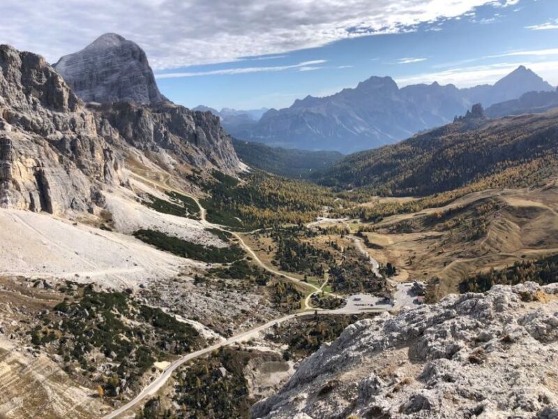 Cortina dAmpezzo: Cortina Valley and Lakes Guided Tour - An In-Depth Look at the Tour Experience
