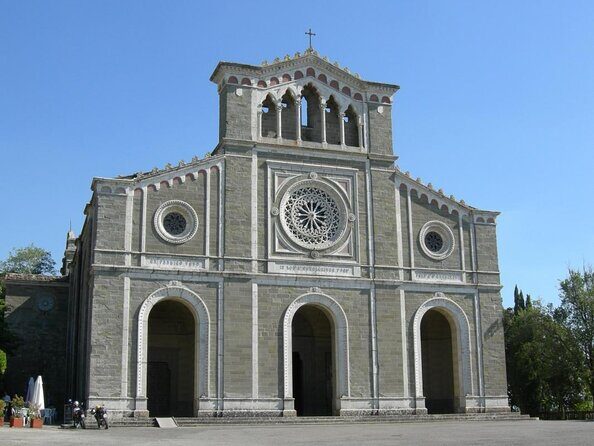 Cortona - Easy guided eBike tour around the Etruscan City. - What the Tour Includes & Excludes
