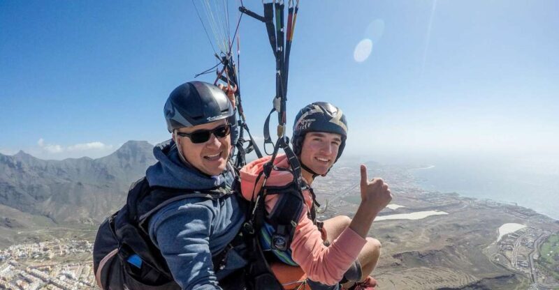 Costa Adeje: Tandem Paragliding Flight - The Details of the Paragliding Experience