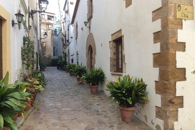 Costa Brava Scenic Hike & Tossa de Mar Small Group Tour - A Day in the Costa Brava: What to Expect From the Itinerary