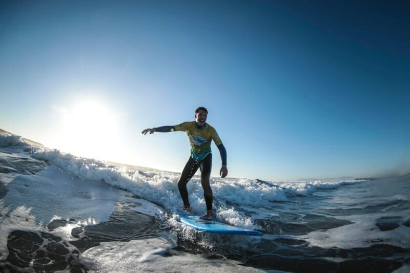 Costa da Caparica: Sunset Surf Lesson - Key Points