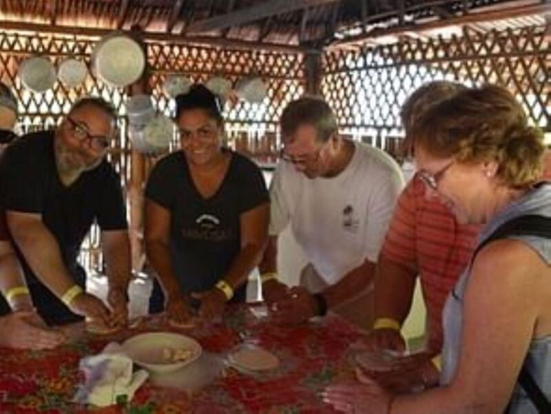 Costa Maya: Chacchoben Mayan City and Mayan Experience - Swimming and Kayaking in Seven Color Lagoon