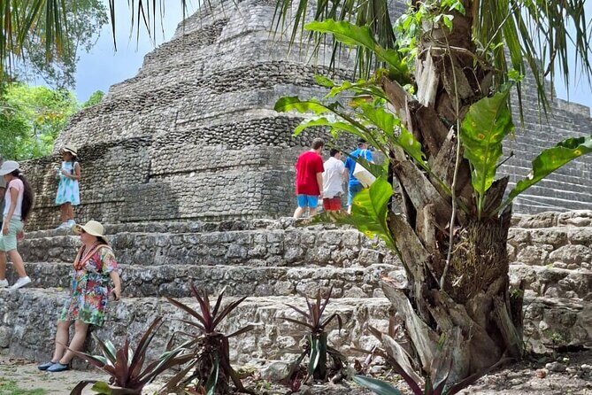 Costa Maya Chacchoben Ruins and the Fruit Market - Discovering the Chacchoben Ruins